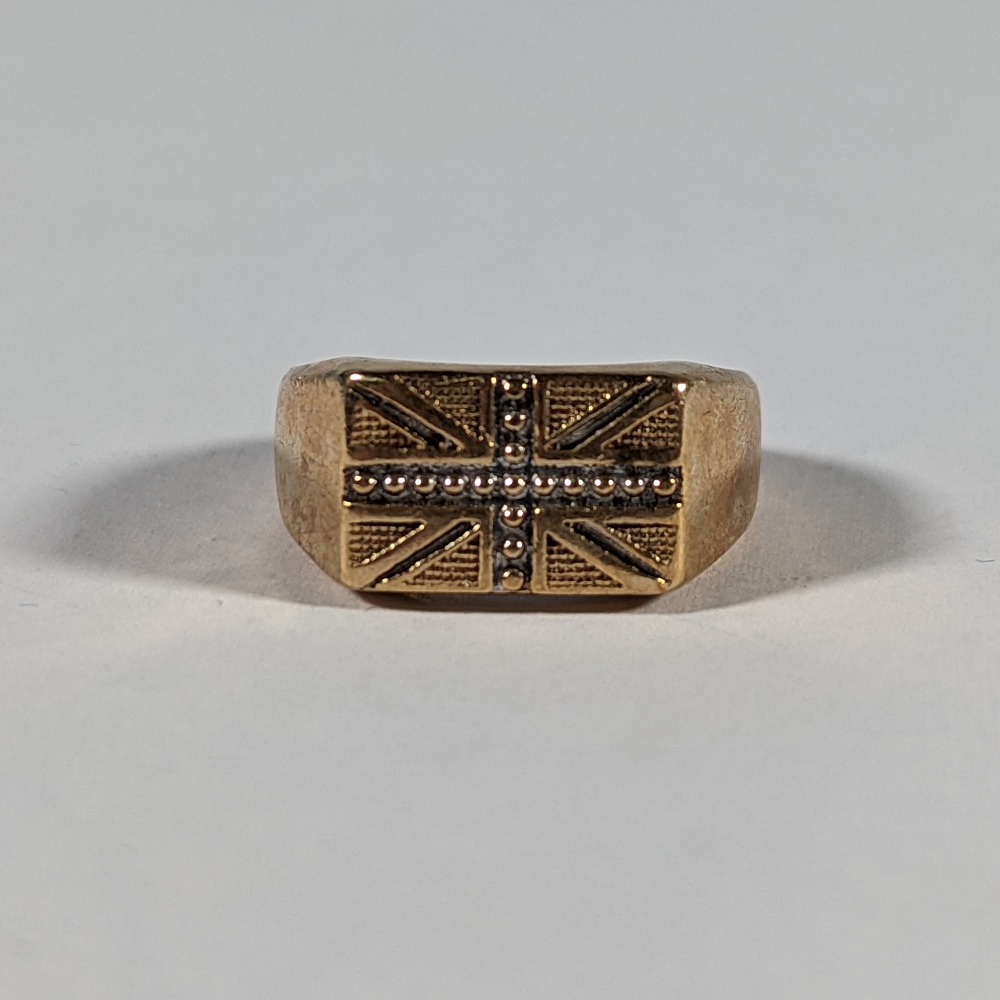 Pre-owned 9ct Gold Union Jack Signet Ring Size R1/2 - Own4Less